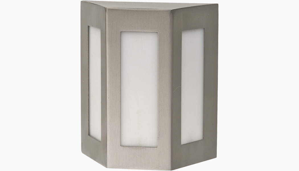 Clear Creek Low Voltage Rail Lighting by Highpoint Deck Lighting ...