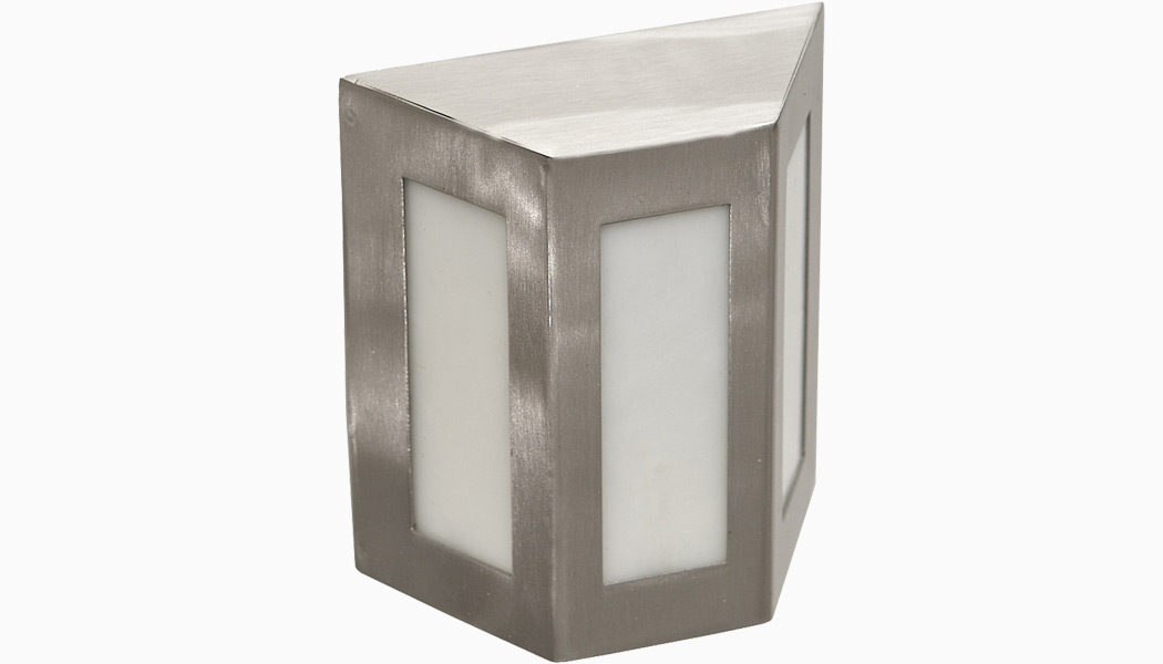 Clear Creek Low Voltage Rail Lighting by Highpoint Deck Lighting ...